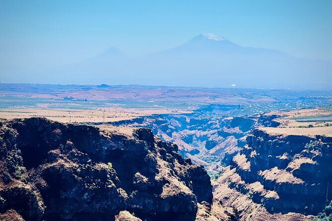 Mount Aragats,Amberd Fortress,Alphabet Monument, Saghmosavank - FAQs