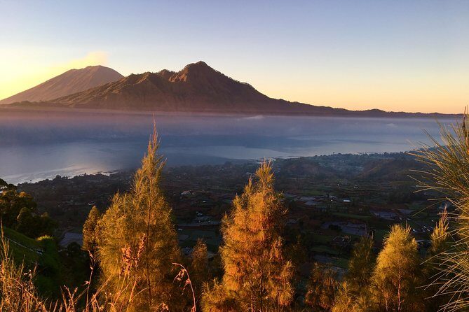 Mount Batur Sunrise Trekking with Best Local Guide - What Makes This Tour a Great Value
