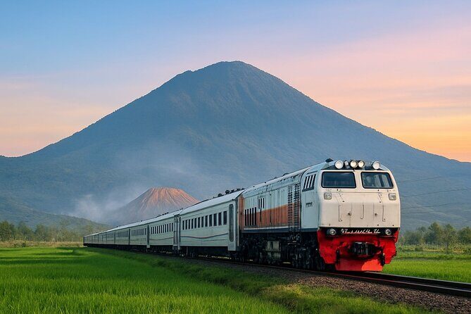Mount Bromo and Ijen Crater Tour with Train - Key Points