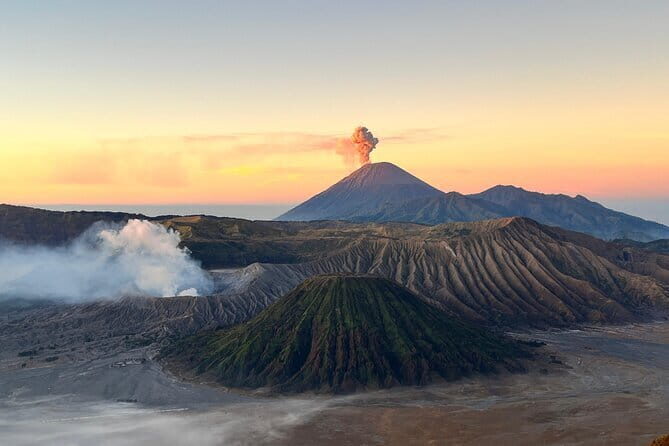 Mount Bromo Shared Sunrise Tour 1 day from Surabaya (sharing) - Introducing the Mount Bromo Shared Sunrise Tour from Surabaya