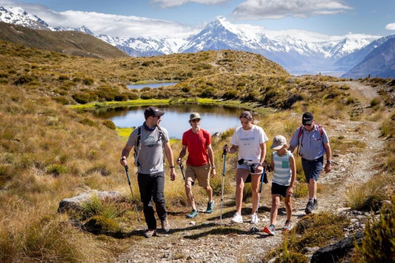 Mount Cook: Glentanner High Country Heli Hike - An In-Depth Look at the Mount Cook: Glentanner High Country Heli Hike
