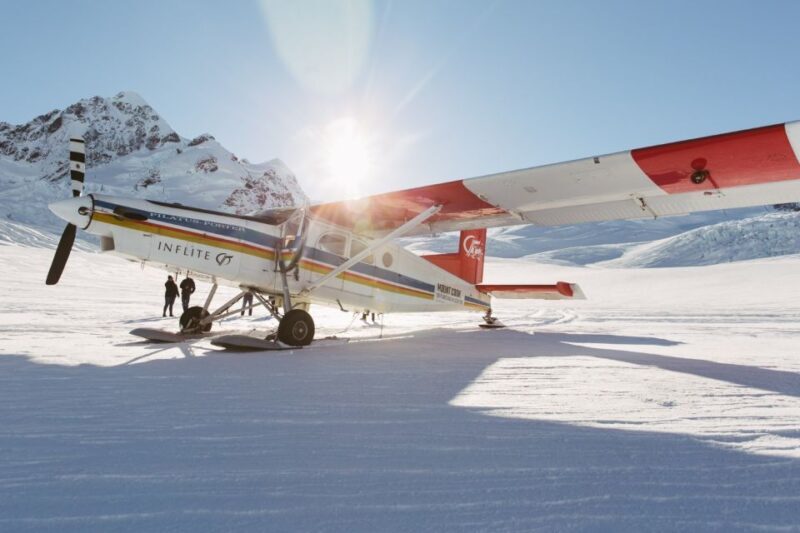Mount Cook: Ski Plane and Helicopter Glacier Combo Flight - The Return: Helicopter and Plane Back
