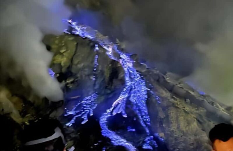 Mount Ijen Sunrise Trek :Blue Flames and Crater views - Key Points