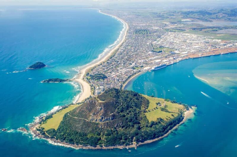 Mount Maunganui Scenic Flight: Departing Tauranga Airport - Who Should Consider This Tour?