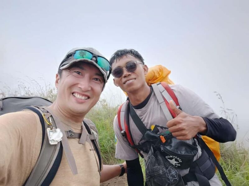 Mount Rinjani: Sembalun/Senaru Summit 2-Day Trekking Tour - FAQ