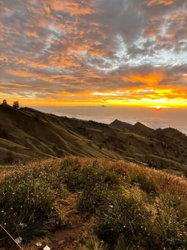 Mount Rinjani Trekking 3D/2N To Summit,Lake & Hot Spring - Challenges and Considerations