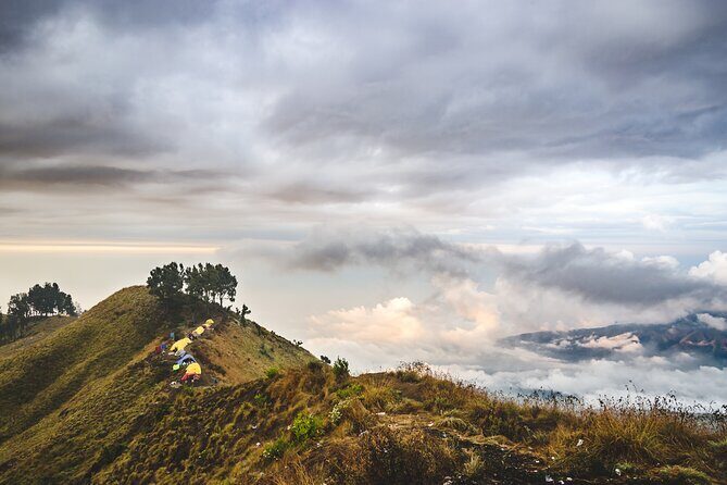Mount Rinjani Trekking Tour 2D/1N - Who Is This Tour Best Suited For?