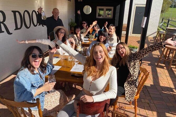 Mount Tamborine Deluxe Wine Tasting with Two Course Lunch - The Itinerary: An In-Depth Look