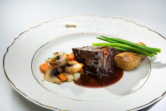 Mozart Concert and Dinner in Prague - Seating and Atmosphere