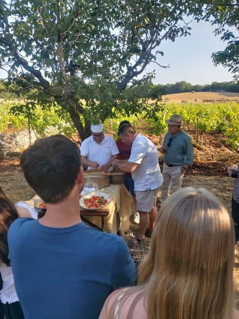 Mozzarella making class with Apulian music and dance - Introducing the Apulian Mozzarella Making Experience