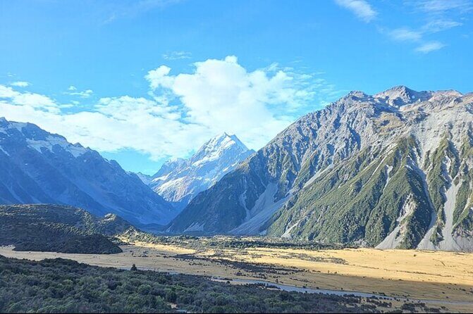 Mt. Cook Full Day Group Tour via Tekapo from Christchurch - Leaving Christchurch: Comfortable Start with Scenic Stops