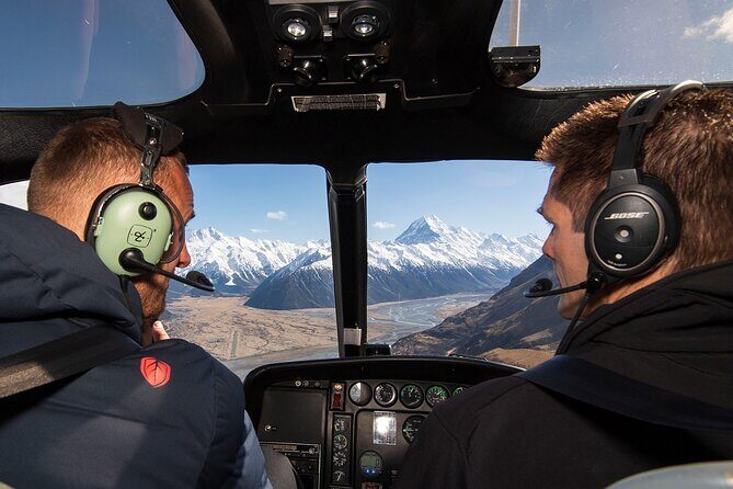 Mt Cook Scenic & Tasman Glacier Heli Hike - The Scenic Flight: From Christchurch to Glentanner