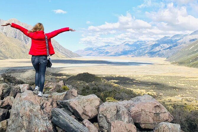 Mt Cook Small Group Tour & Heli Hike Combo from Queenstown - FAQs