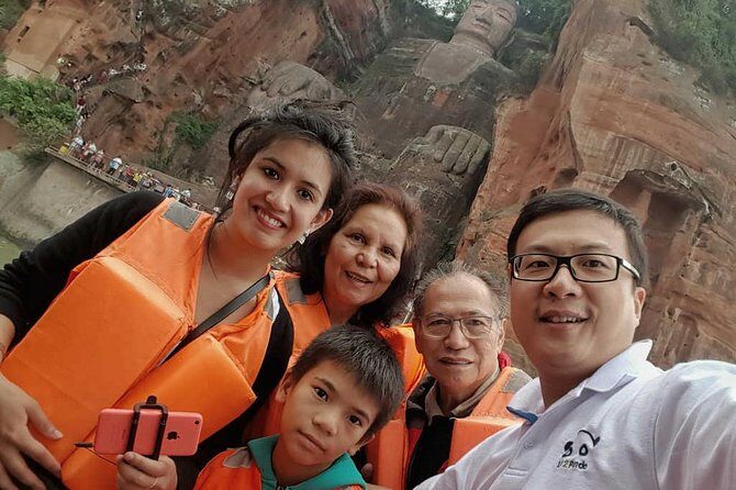 Mt Emei and Giant Buddha 2 Days Tour - Key Points