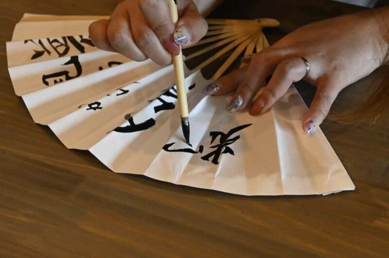 Mt. Fuji: Japanese Calligraphy Class with Local Instructor - Authentic Experiences and Authenticity