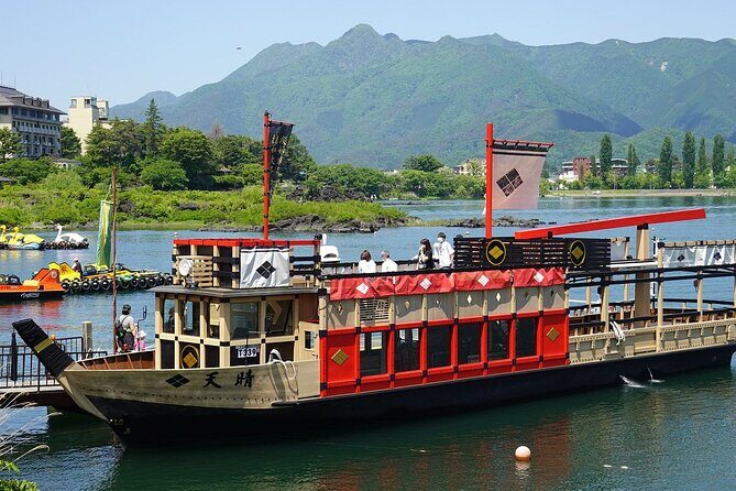 Mt.Fuji Private SightSeeing Day Tour (From Tokyo) - Oishi Park: Gardens and a Sweet Ice Cream