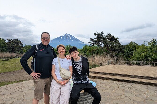 Mt. Fuji Private Tour w/ local English speaking guide & activity - Key Points