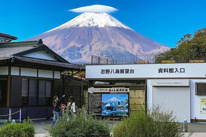 Mt Fuji Tour to Oshino, Kawaguchiko Cable Car & Matcha Experience - FAQs