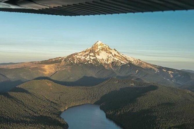 Mt. Hood & Multnomah Falls Scenic Flight by Envi Adventures - The Sum Up