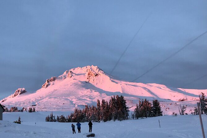 Mt Hood, Waterfalls, and Wine Tour with Tasting Fees Included - A Day of Natural Beauty and Local Flavors