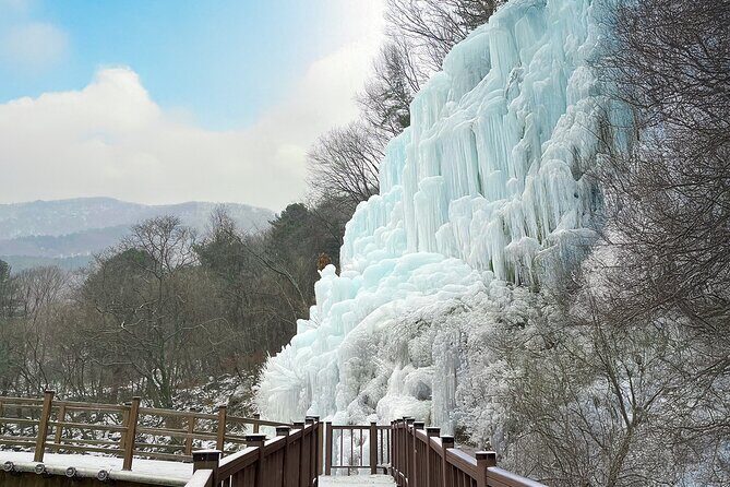 Mt. Seorak and Nami Island and Eobi Ice Valley from Seoul - An In-Depth Look at the Experience