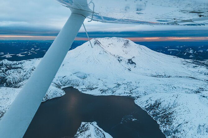 Mt. St. Helens Air Tour by Envi Adventures - An In-Depth Look at the Mount St. Helens Air Tour