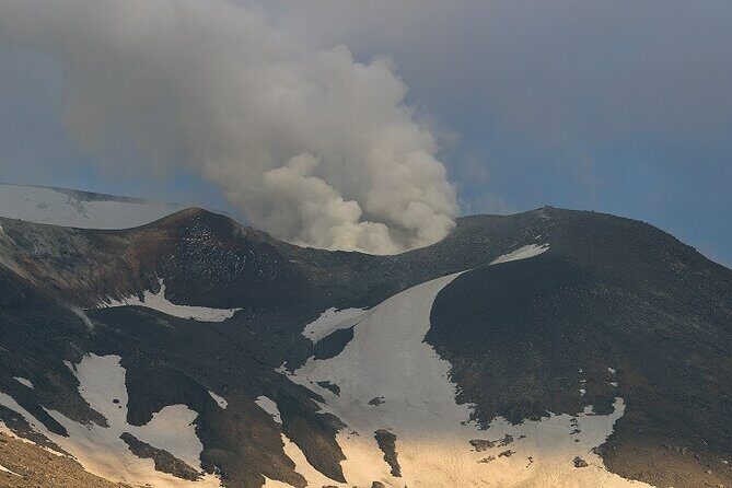 Mt. Tokachi Private Trekking Tour with Spectacular mountain view - Key Points