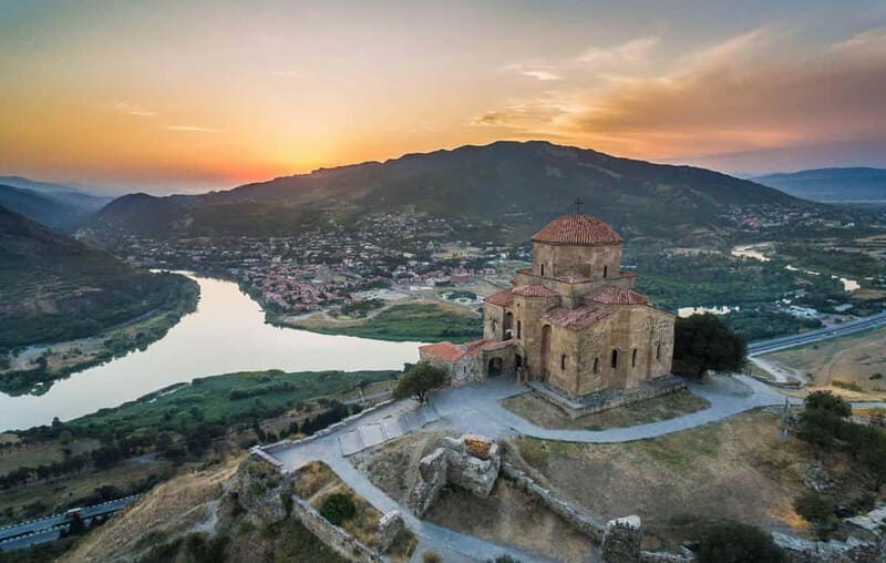 Mtskheta-Jvari + Gori-Uflistsikhe Private tour - Key Points