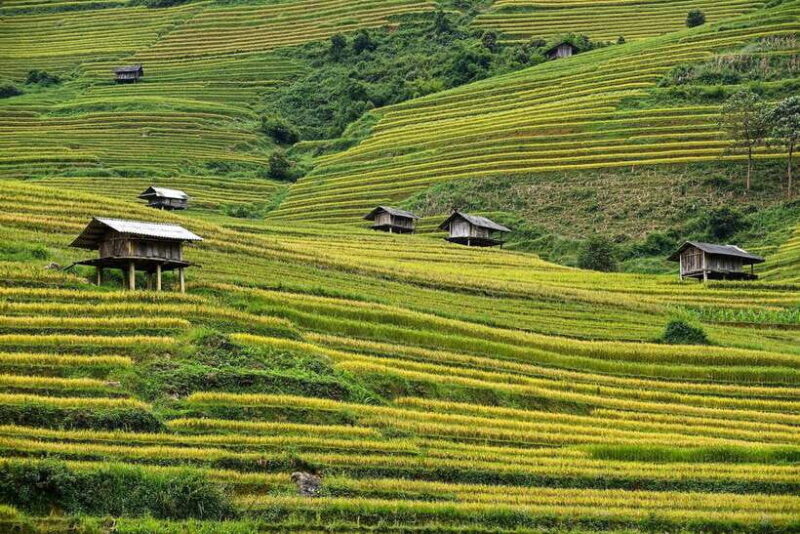 Mu Cang Chai: Motorbike Adventure with Waterfalls & Villages - The Itinerary Breakdown