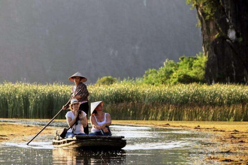 Mua Caves, Van Long Nature Reserve, Hoa Lu Private Day Trip - Key Points