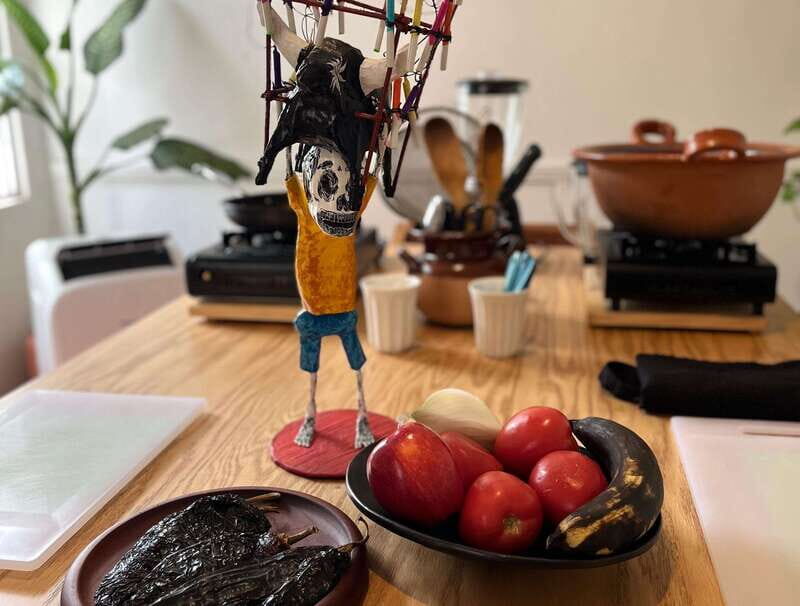 Muchos moles: Multi-variety mole cooking class and feast - The Reviews Speak for Themselves