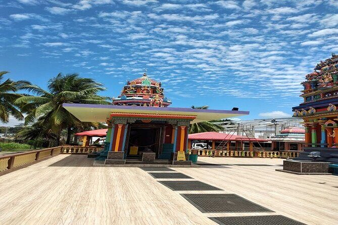 Mudpools,Hindu Temple,Sleeping Giants,markets,shopping/Lunch ex Intercontinental - Who Should Consider This Tour?