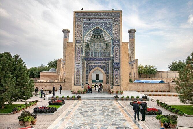 Multi-day Tour at Uzbekistan Golden Triangle - An In-Depth Look at the Uzbekistan Golden Triangle Tour