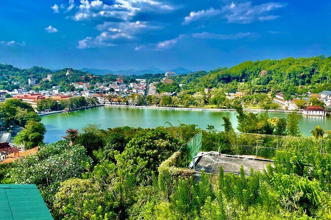 Multiday Safari and Hiking Adventure in Sri Lanka - Who Will Enjoy This Tour?