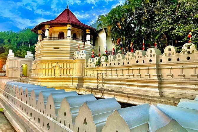 Multiday Safari and Hiking Adventure in Sri Lanka - FAQs