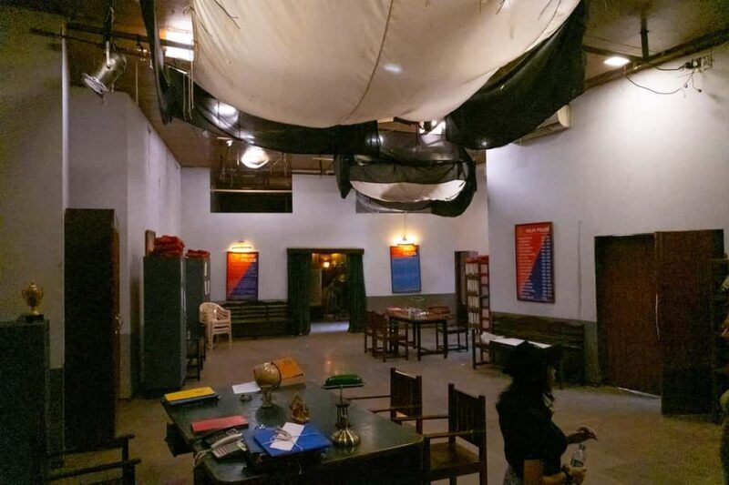 Mumbai: Behind the Scenes Bollywood Tour - An In-Depth Look at the Tour