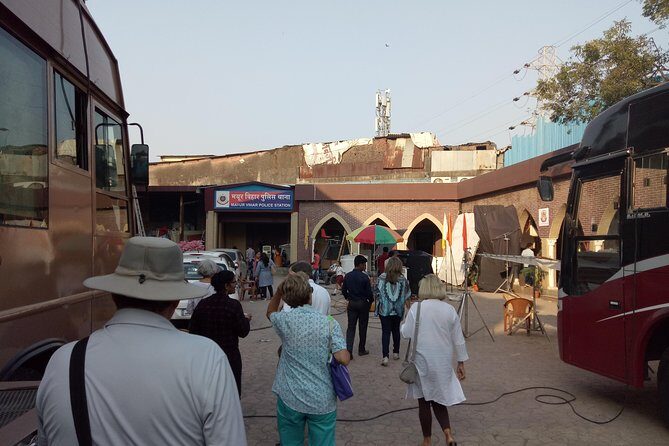 Mumbai Bollywood Studio Tour in Private Vehicle - Mumbai Bollywood Studio Tour in Private Vehicle: An Insiders Peek into India’s Film Capital