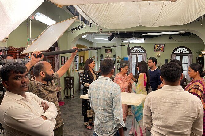 Mumbai Bollywood Tour + Live Dance + Live Shooting + Singing - Key Points