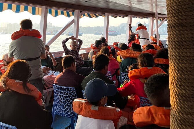 Mumbai City Sightseeing and Elephanta Caves Tour - Transportation and Comfort