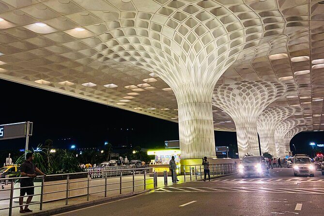 Mumbai City Sightseeing Guided Tour on a Bicycle - A Deep Dive into the Mumbai Bicycle Tour