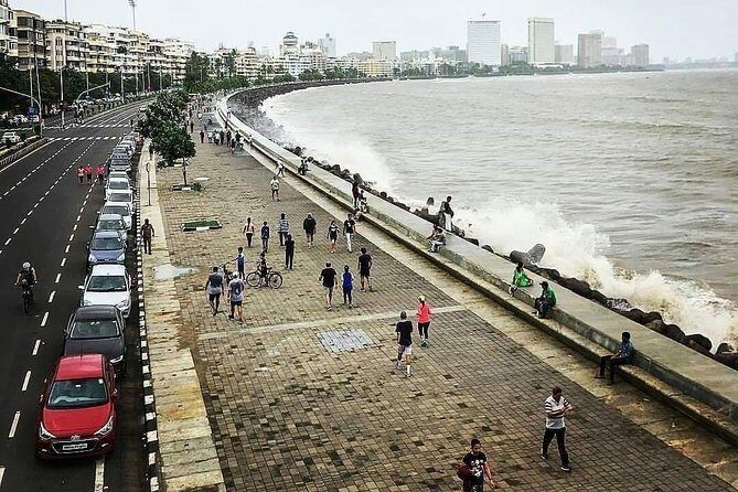 Mumbai City Tour in Public Transportation - A Deep Dive into the Experience