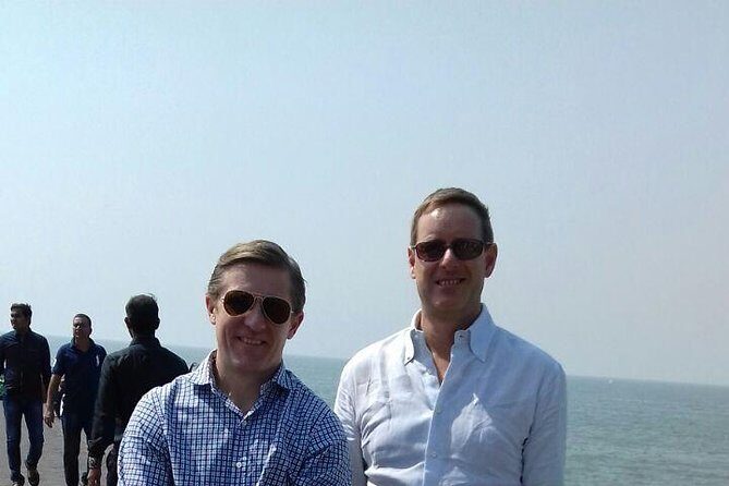 Mumbai City Tour with Ferry Ride and Dharavi Slum - Key Points