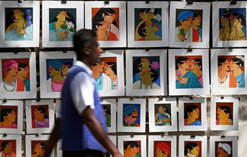 Mumbai: Colaba Art Galleries Guided Walking Tour - An In-Depth Look at the Mumbai: Colaba Art Galleries Guided Walking Tour