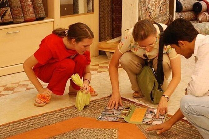 Mumbai Colaba Art galleries walking Tour - FAQs