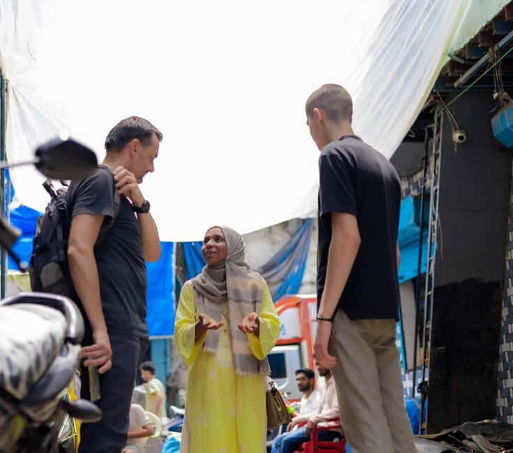 Mumbai: Dharavi Slum and Dhobi Ghat Laundry Tour - Introduction: A Close-Up Look at Mumbai’s Spirit