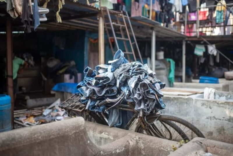 Mumbai: Dharavi Slum and Dhobi Ghat Laundry Tour - Riding Mumbai’s Iconic Local Train