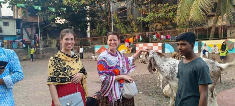 Mumbai: Dhobi Ghat Laundry and Dharavi Slum Tour with Local - Exploring Mumbai’s Hidden Corners: Dhobi Ghat and Dharavi Slum Tour