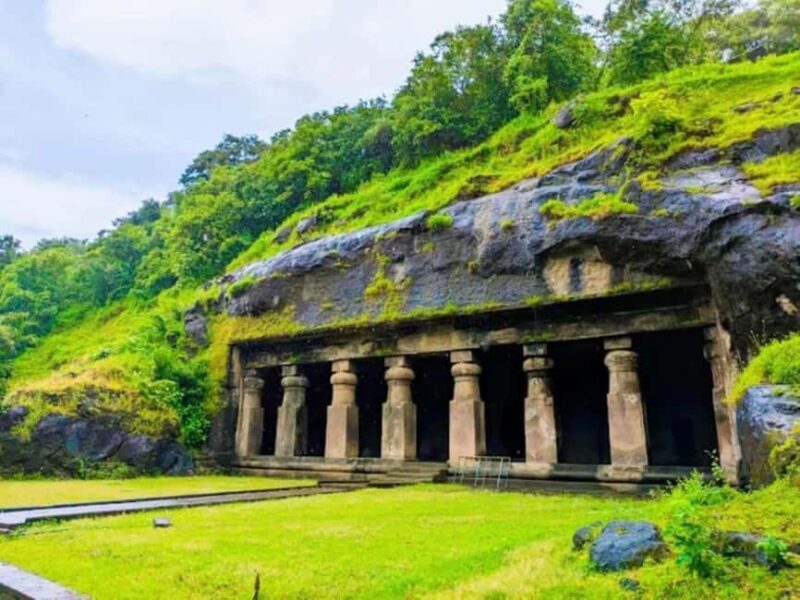 Mumbai: Elephanta Caves Guided Tour with Ferry & Lunch - Starting with a Stress-Free Pickup