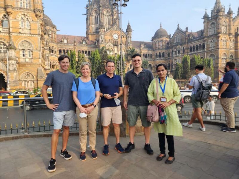 Mumbai: Essentials Group City Sightseeing Tour - Key Points