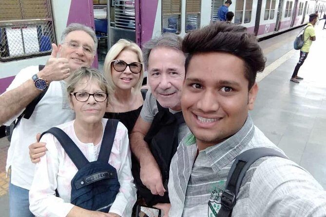 Mumbai Sightseeing Tour by Public Transport with family Lunch - The Sum Up